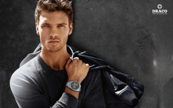 ĐỒNG HỒ PHÙ HỢP VỚI DÁNG TAY ĐỂ NÂNG TẦM NHAN SẮC